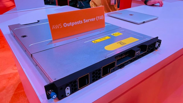 AWS Outpost, Azure Stack, Google Anthos và chiến lược Hybrid & Multi ...